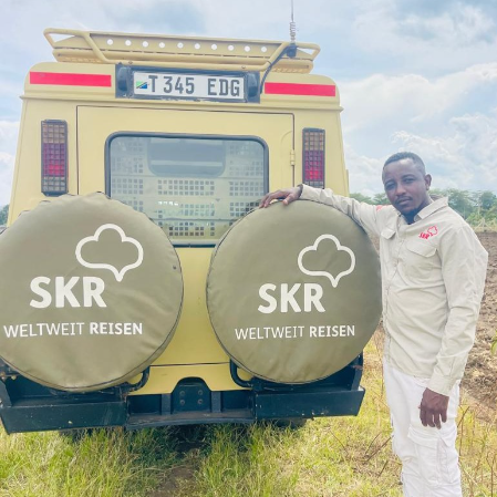 Fredrick Ulomi • Hervorragende Reiseleiter • SKR Reisen
